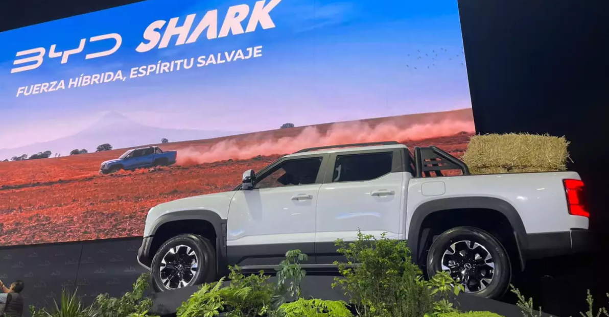 BYD lanza su primera pickup híbrida enchufable en México